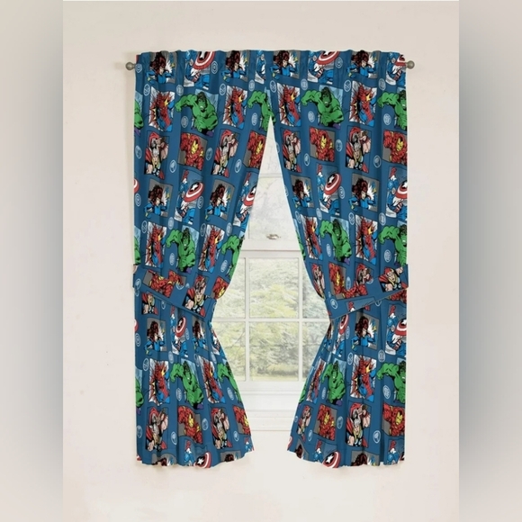 Marvel | Accents | Marvel Avengers Window Panels Size 42in X 63in 2 ...